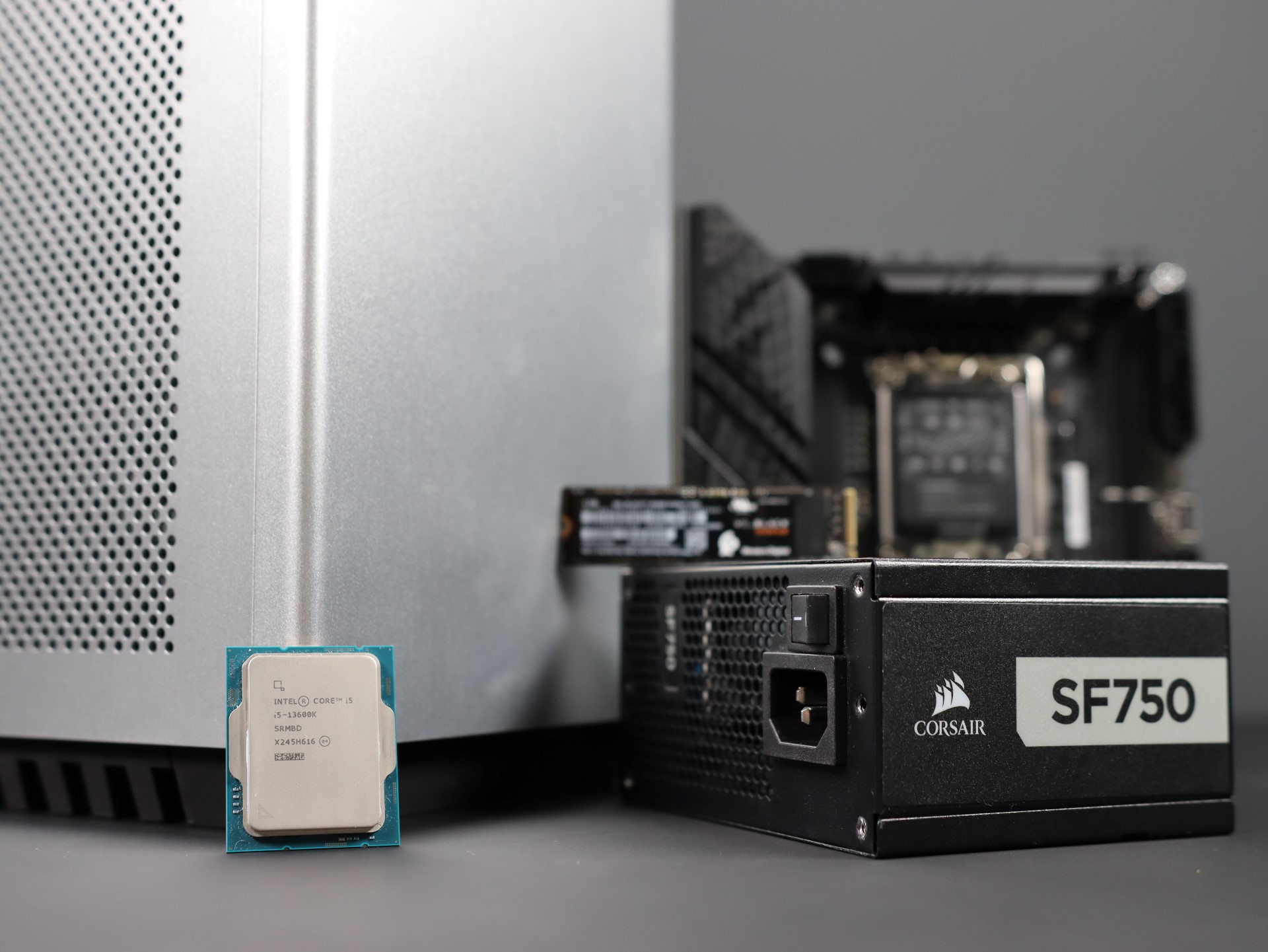 Air cooled DAN Cases C4-SFX Build - hrdwreblog